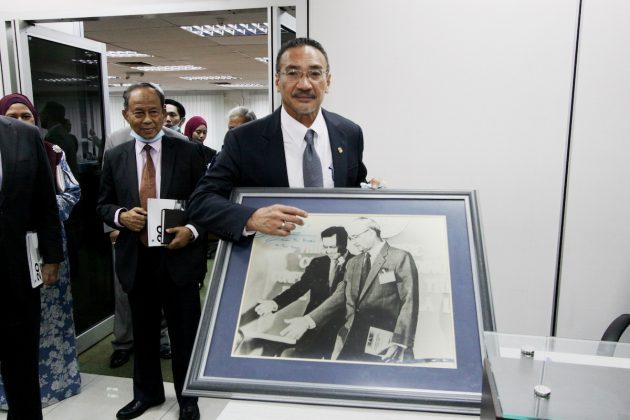 Official Visit by YB Dato’ Seri Hishammuddin Tun Hussein | ISIS